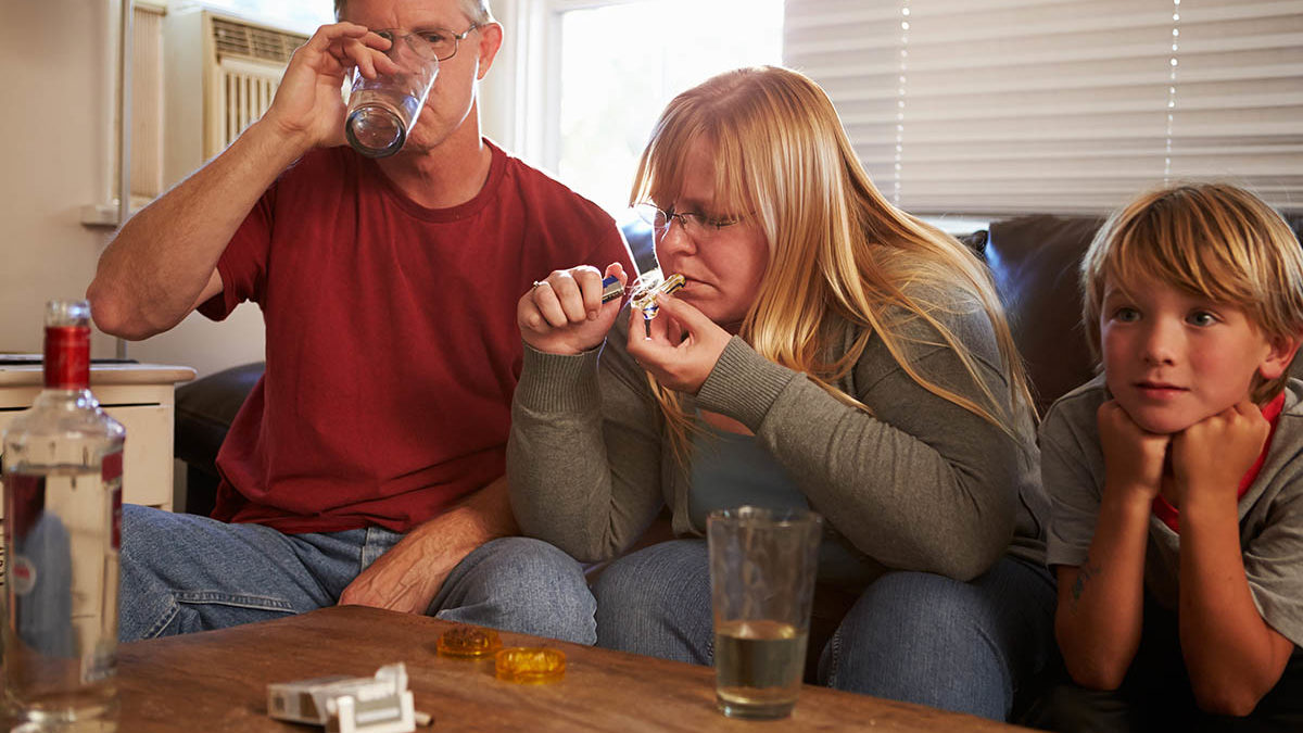 5 Effects of Drug Addicts on Children